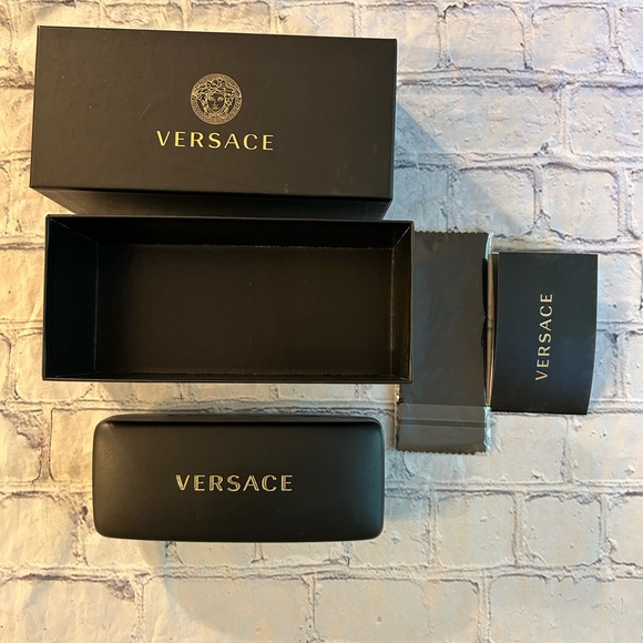 Versace | Accessories | Versage Hardshell Case And Accessories In Box ...